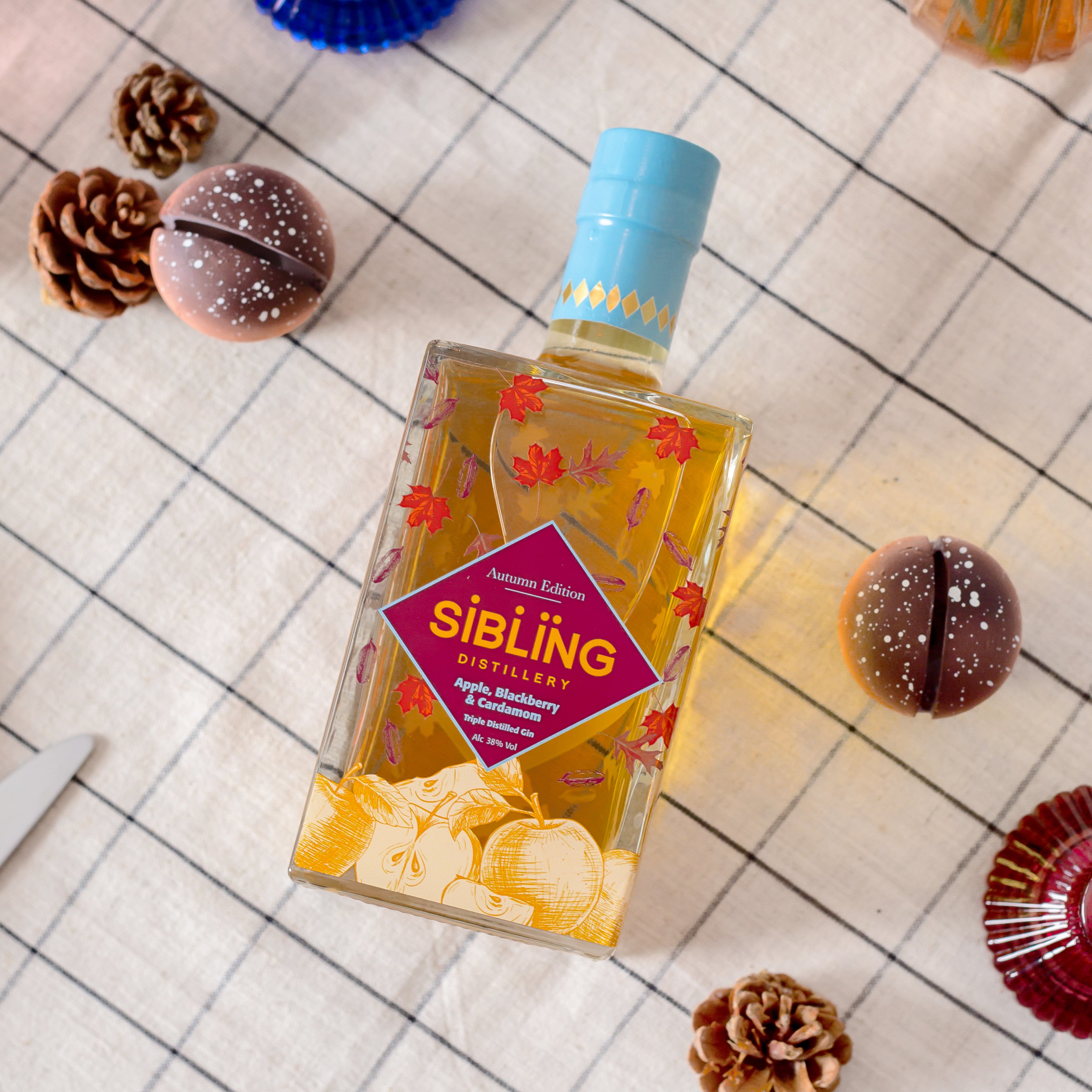 How to make an Autumn Gin Spritz x Sibling Distillery - Talking Tables UK