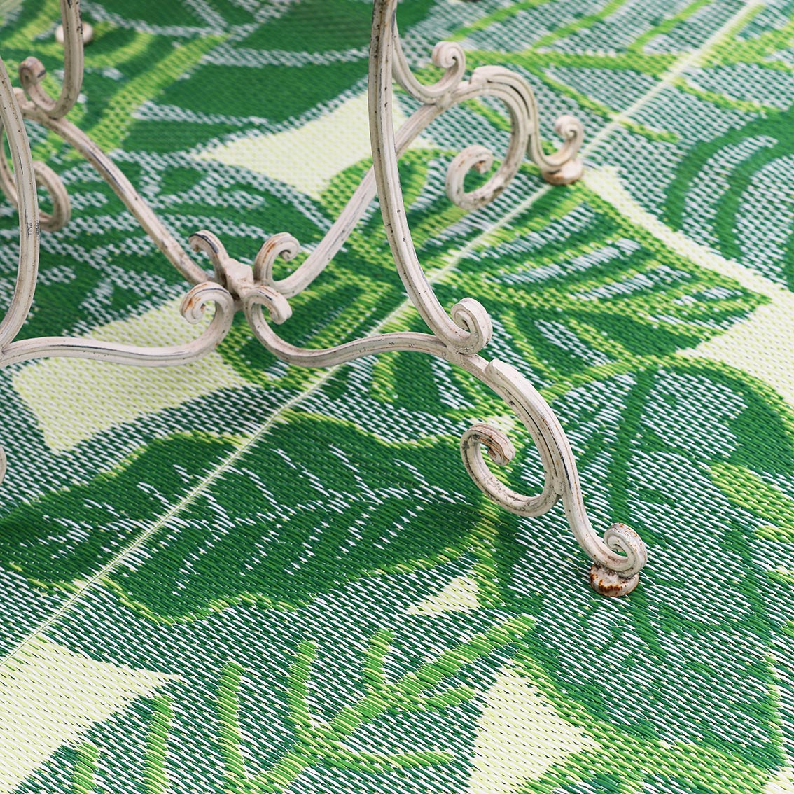 Waterproof Tropical Palm Leaf Outdoor Garden Rug - Talking Tables UK